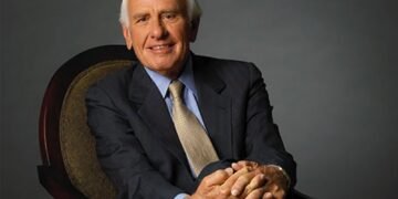 Jim Rohn Biography – An Author, Entrepreneur & Motivational Speaker