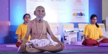 Swami Sivananda: 128-Year-Old Yoga Teacher - Leader Biography